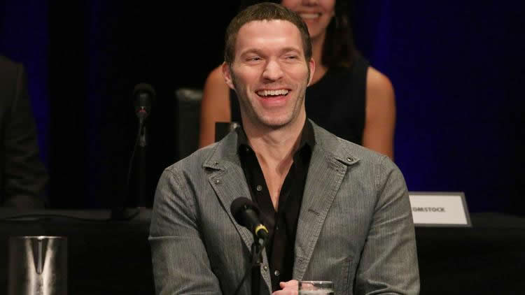 Travis Knight Biography, Age, Family, Wife, Career, Films, Animation ...
